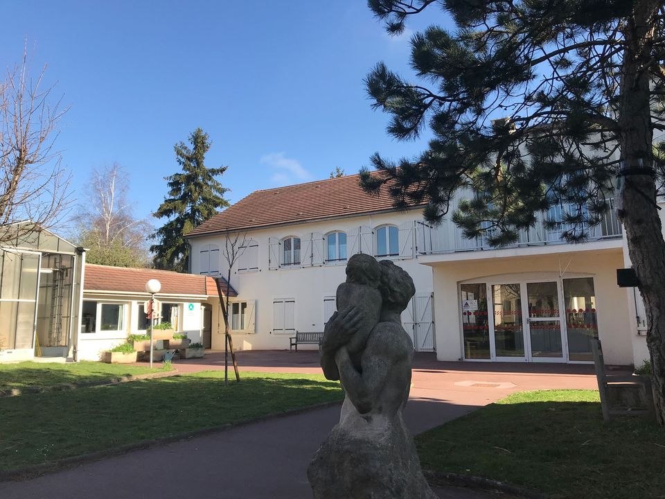 Présentation de l'IMPRO (Institut médico-professionnel) Valentin Haüy ...